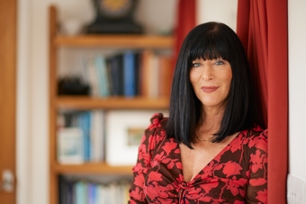 Anna Motz | W&N - Ground-breaking, award-winning, thought-provoking ...